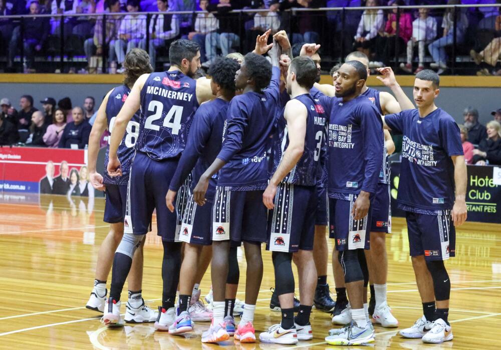 Six on the bounce for United - Geelong United Basketball